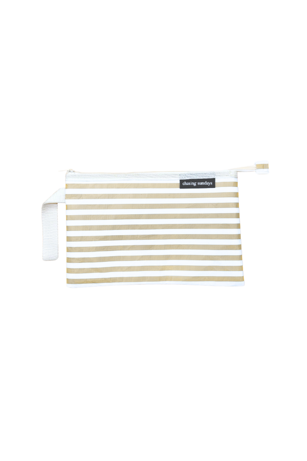 Wet Pouch – Chasing Sundays